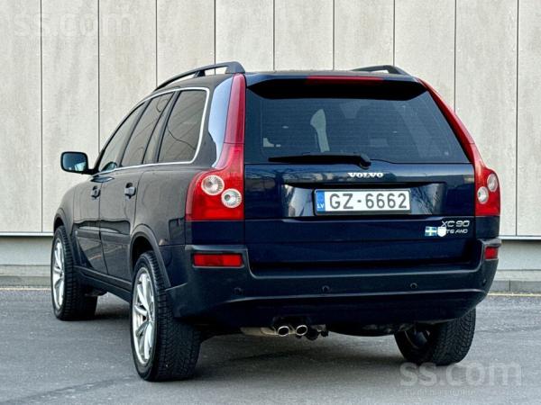 Blue Volvo XC90 2003 in Riga, with an engine capacity of 2.90 L and mileage of 275 thousand km for 2950 €, photo 3 on AUTOMOTO.COM.LV