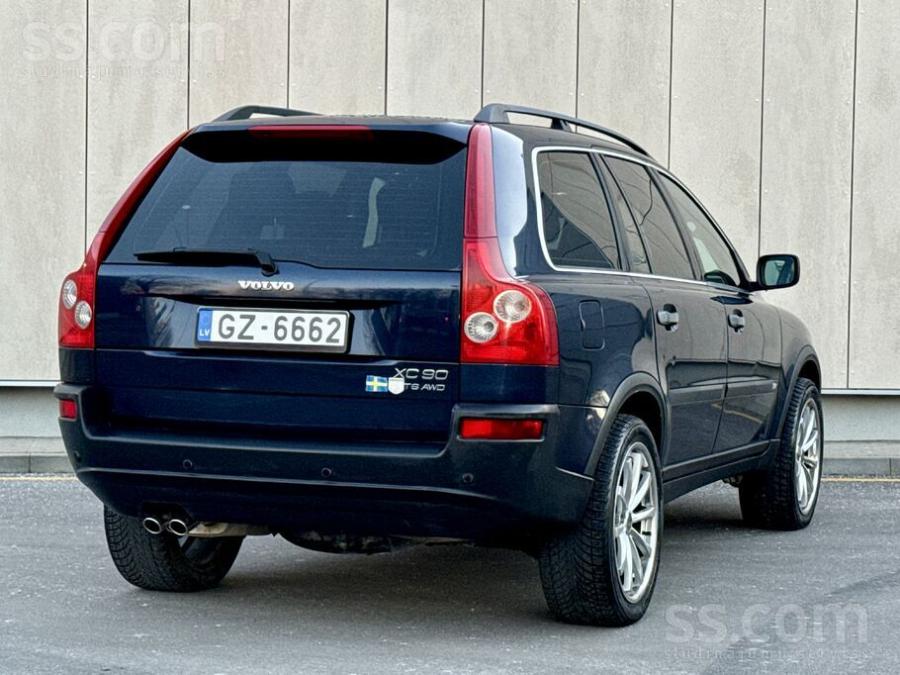 Blue Volvo XC90 2003 in Riga, with an engine capacity of 2.90 L and mileage of 275 thousand km for 2950 €, photo 7 on AUTOMOTO.COM.LV