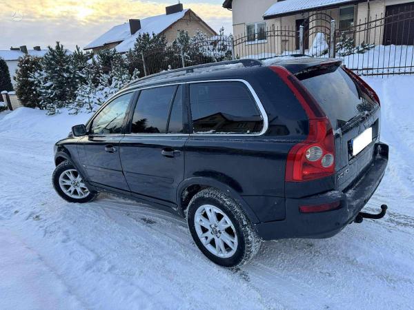 Zils Volvo XC90 2003 Viļņa, ar dzinēja tilpumu 2.40 L un nobraukumu 300 tūkst. km par 2950 €, foto 7 vietnē AUTOMOTO.COM.LV