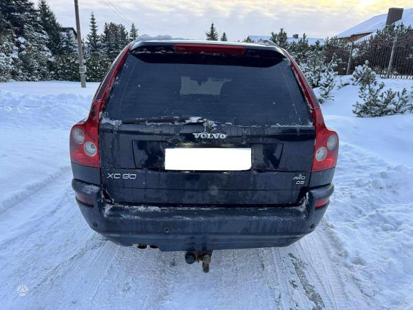 Zils Volvo XC90 2003 Viļņa, ar dzinēja tilpumu 2.40 L un nobraukumu 300 tūkst. km par 2950 €, foto 8 vietnē AUTOMOTO.COM.LV