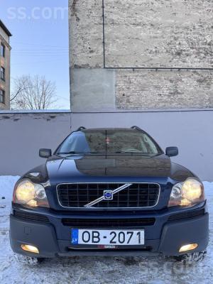 Zils Volvo XC90 2003 Rīga, ar dzinēja tilpumu 2.50 L un nobraukumu 375 tūkst. km par 2290 €, foto 5 vietnē AUTOMOTO.COM.LV