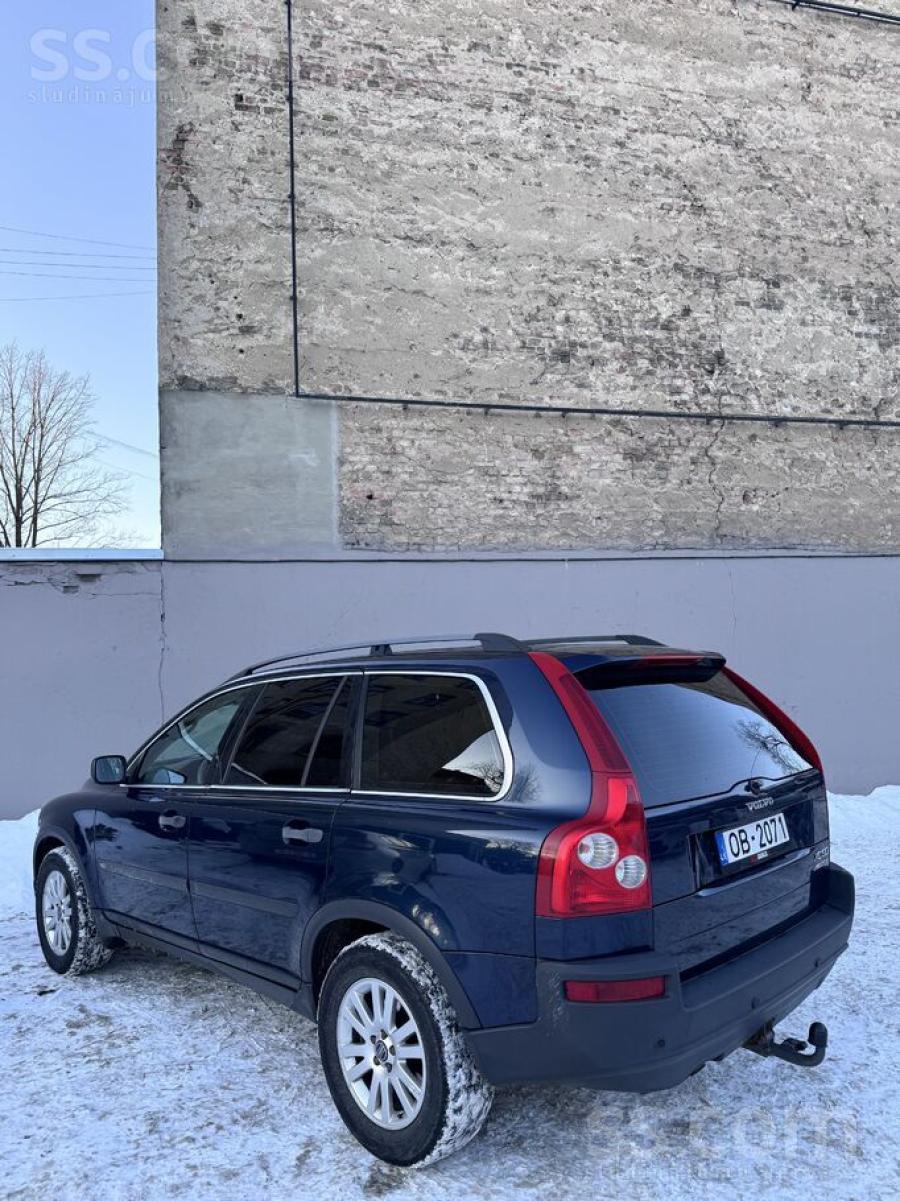 Zils Volvo XC90 2003 Rīga, ar dzinēja tilpumu 2.50 L un nobraukumu 375 tūkst. km par 2290 €, foto 6 vietnē AUTOMOTO.COM.LV