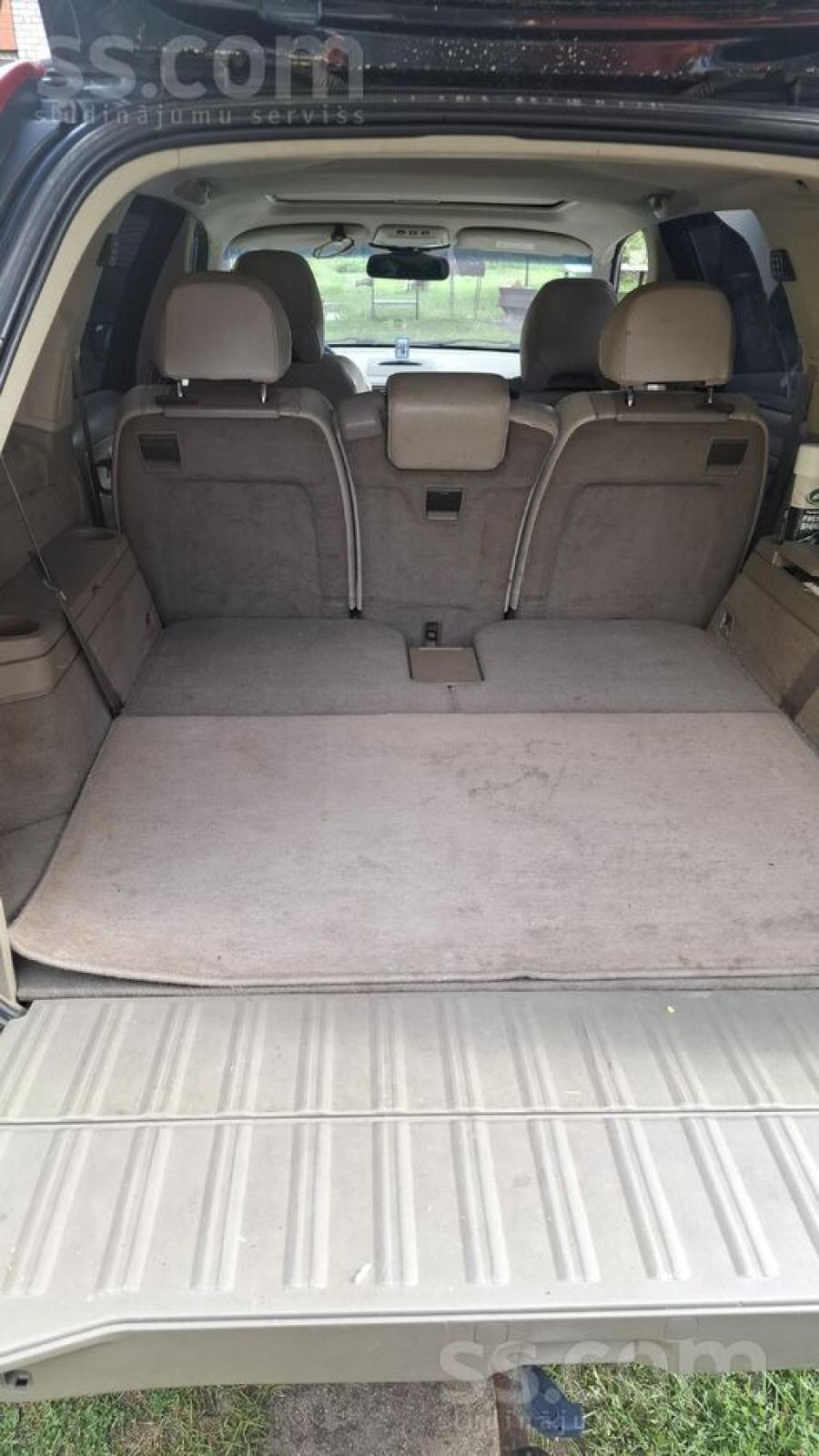 Zils Volvo XC90 2003 Rīga, ar dzinēja tilpumu 2.50 L un nobraukumu 328 tūkst. km par 3500 €, foto 6 vietnē AUTOMOTO.COM.LV