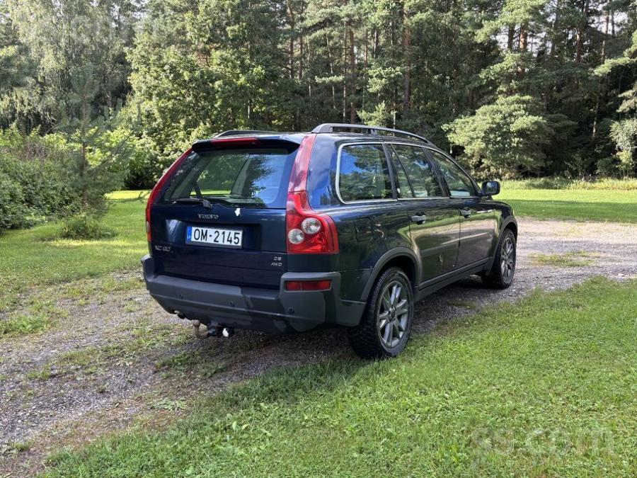 Синий Вольво ХС90 2003 в Рига, объемом двигателя 2.40 л и пробегом 485 тыс. км за 2100 €, фото 4 на AUTOMOTO.COM.LV