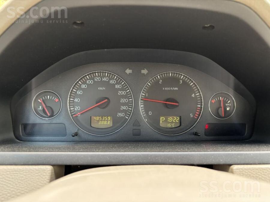 Синий Вольво ХС90 2003 в Рига, объемом двигателя 2.40 л и пробегом 485 тыс. км за 2100 €, фото 8 на AUTOMOTO.COM.LV