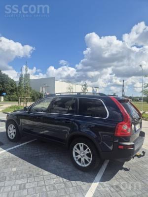 Zils Volvo XC90 2003 Rīga, ar dzinēja tilpumu 2.40 L un nobraukumu 273 tūkst. km par 3650 €, foto 4 vietnē AUTOMOTO.COM.LV