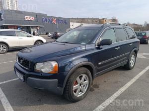 Blue Volvo XC90 2003 in Riga, with an engine capacity of 2.40 L and mileage of 365 thousand km for 3150 €, photo 3 on AUTOMOTO.COM.LV