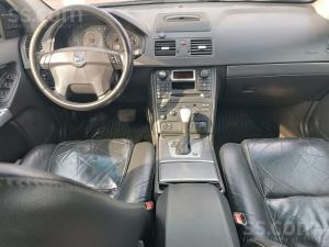 Blue Volvo XC90 2003 in Riga, with an engine capacity of 2.40 L and mileage of 365 thousand km for 3150 €, photo 11 on AUTOMOTO.COM.LV