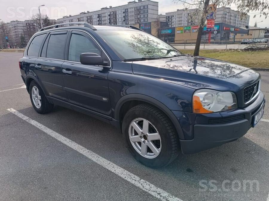Blue Volvo XC90 2003 in Riga, with an engine capacity of 2.40 L and mileage of 365 thousand km for 3150 €, photo 13 on AUTOMOTO.COM.LV