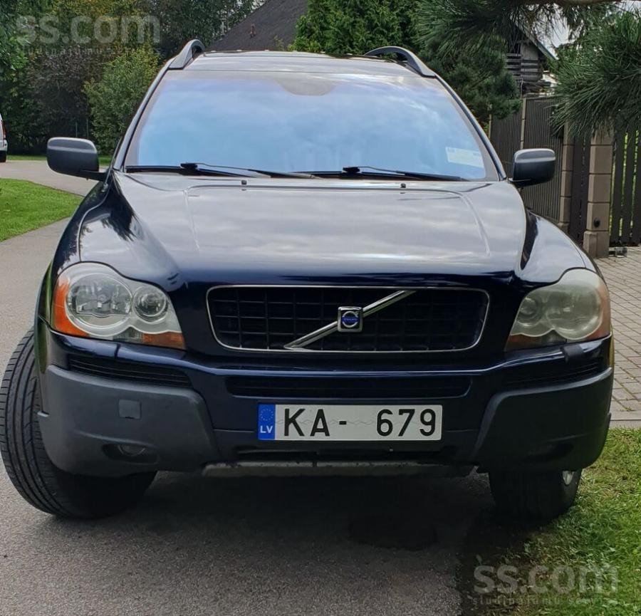 Zils Volvo XC90 2004 Rīga, ar dzinēja tilpumu 2.40 L un nobraukumu 344 tūkst. km par 4000 €, foto 1 vietnē AUTOMOTO.COM.LV
