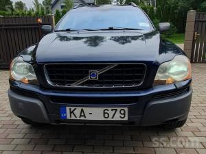 Zils Volvo XC90 2004 Rīga, ar dzinēja tilpumu 2.40 L un nobraukumu 344 tūkst. km par 4000 €, foto 3 vietnē AUTOMOTO.COM.LV