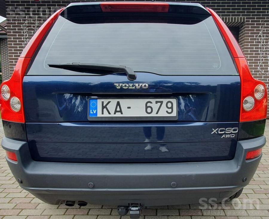 Zils Volvo XC90 2004 Rīga, ar dzinēja tilpumu 2.40 L un nobraukumu 344 tūkst. km par 4000 €, foto 20 vietnē AUTOMOTO.COM.LV