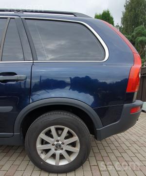 Zils Volvo XC90 2004 Rīga, ar dzinēja tilpumu 2.40 L un nobraukumu 344 tūkst. km par 4000 €, foto 22 vietnē AUTOMOTO.COM.LV