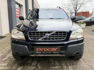 Zils Volvo XC90 2004 Rīga, ar dzinēja tilpumu 2.40 L un nobraukumu 355 tūkst. km par 4950 €, foto 9 vietnē AUTOMOTO.COM.LV
