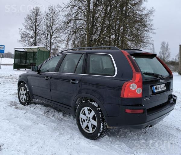 Blue Volvo XC90 2004 in Rezekne, with an engine capacity of 2.40 L and mileage of 420 thousand km for 2500 €, photo 6 on AUTOMOTO.COM.LV