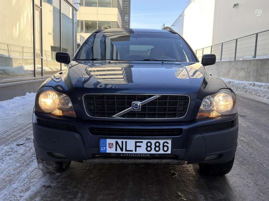 Zils Volvo XC90 2004 Viļņa, ar dzinēja tilpumu 2.40 L un nobraukumu 420 tūkst. km par 3450 €, foto 6 vietnē AUTOMOTO.COM.LV