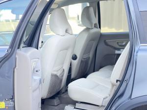 Zils Volvo XC90 2004 Kauņa, ar dzinēja tilpumu 2.40 L un nobraukumu 343 tūkst. km par 2650 €, foto 14 vietnē AUTOMOTO.COM.LV