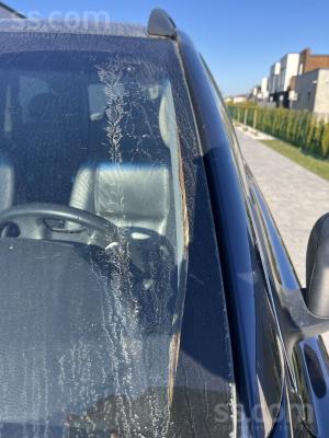 Blue Volvo XC90 2004 in Riga, with an engine capacity of 2.40 L and mileage of 395 thousand km for 2100 €, photo 16 on AUTOMOTO.COM.LV
