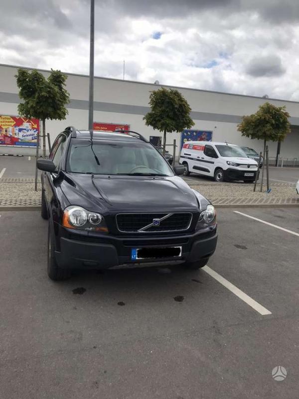Zils Volvo XC90 2004 Alīta, ar dzinēja tilpumu 2.50 L un nobraukumu 420 tūkst. km par 2900 €, foto 1 vietnē AUTOMOTO.COM.LV