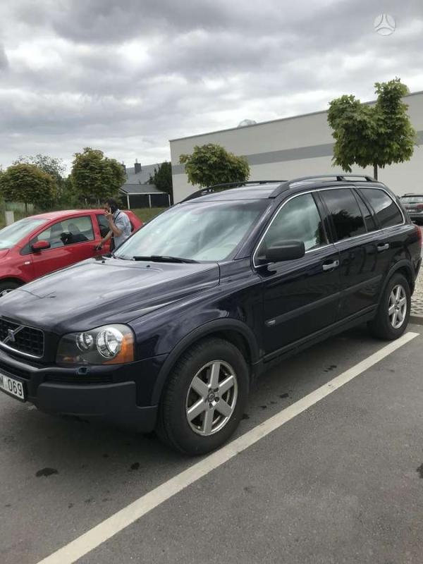 Zils Volvo XC90 2004 Alīta, ar dzinēja tilpumu 2.50 L un nobraukumu 420 tūkst. km par 2900 €, foto 2 vietnē AUTOMOTO.COM.LV