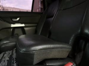 Blue Volvo XC90 2004 in Riga, with an engine capacity of 2.40 L and mileage of 346 thousand km for 3690 €, photo 18 on AUTOMOTO.COM.LV