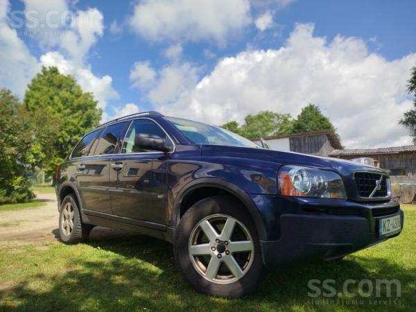 Zils Volvo XC90 2004 Ogre, ar dzinēja tilpumu 2.40 L un nobraukumu 448 tūkst. km par 2290 €, foto 1 vietnē AUTOMOTO.COM.LV