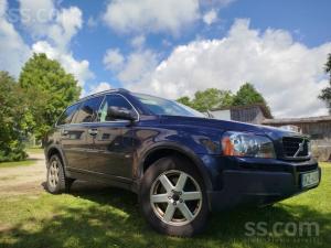 Zils Volvo XC90 2004 Ogre, ar dzinēja tilpumu 2.40 L un nobraukumu 448 tūkst. km par 2290 €, foto  vietnē AUTOMOTO.COM.LV