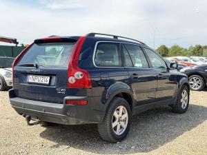 Blue Volvo XC90 2004 in Siauliai, with an engine capacity of 2.40 L and mileage of 239 thousand km for 3000 €, photo 6 on AUTOMOTO.COM.LV
