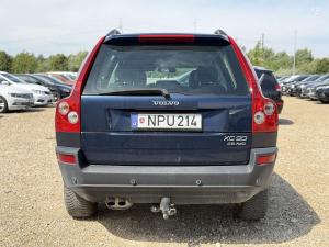 Blue Volvo XC90 2004 in Siauliai, with an engine capacity of 2.40 L and mileage of 239 thousand km for 3000 €, photo 7 on AUTOMOTO.COM.LV