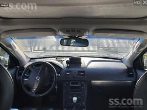 Blue Volvo XC90 2004 in Riga, with an engine capacity of 2.40 L and mileage of 397 thousand km for 1400 €, photo 13 on AUTOMOTO.COM.LV