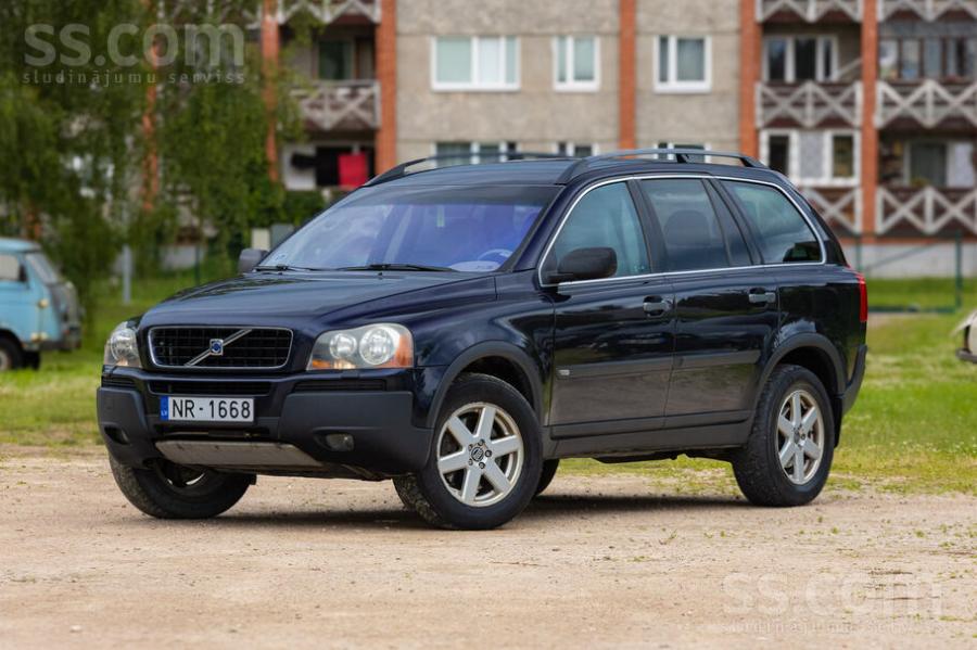 Blue Volvo XC90 2005 in Jelgava, with an engine capacity of 2.40 L and mileage of 0 thousand km for 2790 €, photo 1 on AUTOMOTO.COM.LV