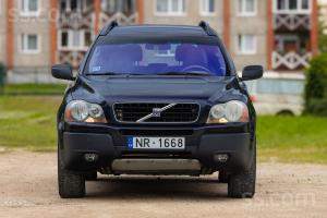 Blue Volvo XC90 2005 in Jelgava, with an engine capacity of 2.40 L and mileage of 0 thousand km for 2790 €, photo 2 on AUTOMOTO.COM.LV