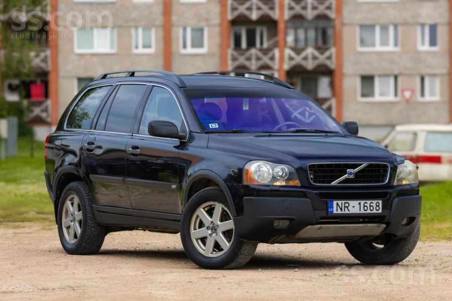 Blue Volvo XC90 2005 in Jelgava, with an engine capacity of 2.40 L and mileage of 0 thousand km for 2790 €, photo 3 on AUTOMOTO.COM.LV