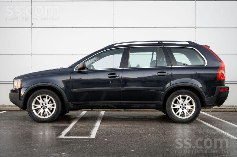 Zils Volvo XC90 2005 Rīga, ar dzinēja tilpumu 2.40 L un nobraukumu 430 tūkst. km par 2900 €, foto 2 vietnē AUTOMOTO.COM.LV