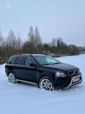 Zils Volvo XC90 2005 Viļņa, ar dzinēja tilpumu 4.40 L un nobraukumu 255 tūkst. km par 3000 €, foto 2 vietnē AUTOMOTO.COM.LV