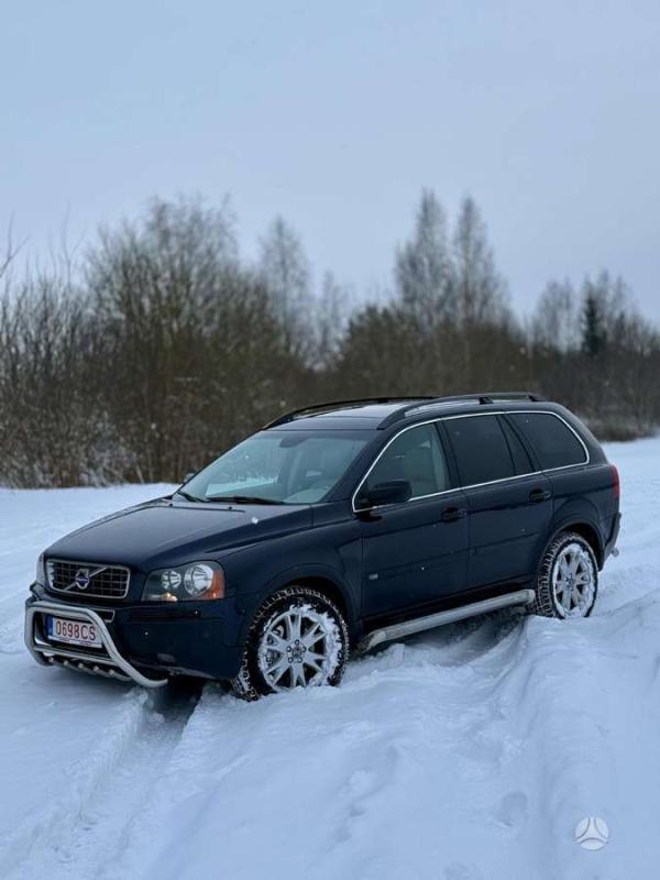 Blue Volvo XC90 2005 in Vilnius, with an engine capacity of 4.40 L and mileage of 255 thousand km for 3000 €, photo 7 on AUTOMOTO.COM.LV