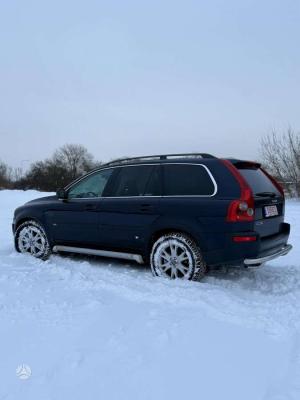 Zils Volvo XC90 2005 Viļņa, ar dzinēja tilpumu 4.40 L un nobraukumu 255 tūkst. km par 3000 €, foto 16 vietnē AUTOMOTO.COM.LV