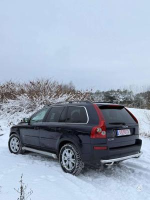 Zils Volvo XC90 2005 Viļņa, ar dzinēja tilpumu 4.40 L un nobraukumu 255 tūkst. km par 3000 €, foto 18 vietnē AUTOMOTO.COM.LV