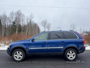 Zils Volvo XC90 2005 Tallina, ar dzinēja tilpumu 2.40 L un nobraukumu 0 tūkst. km par 4200 €, foto 7 vietnē AUTOMOTO.COM.LV