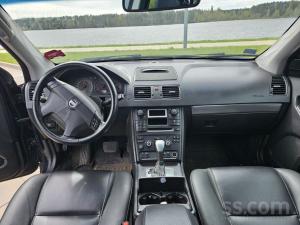 Zils Volvo XC90 2005 Ogre, ar dzinēja tilpumu 2.40 L un nobraukumu 317 tūkst. km par 3750 €, foto 10 vietnē AUTOMOTO.COM.LV