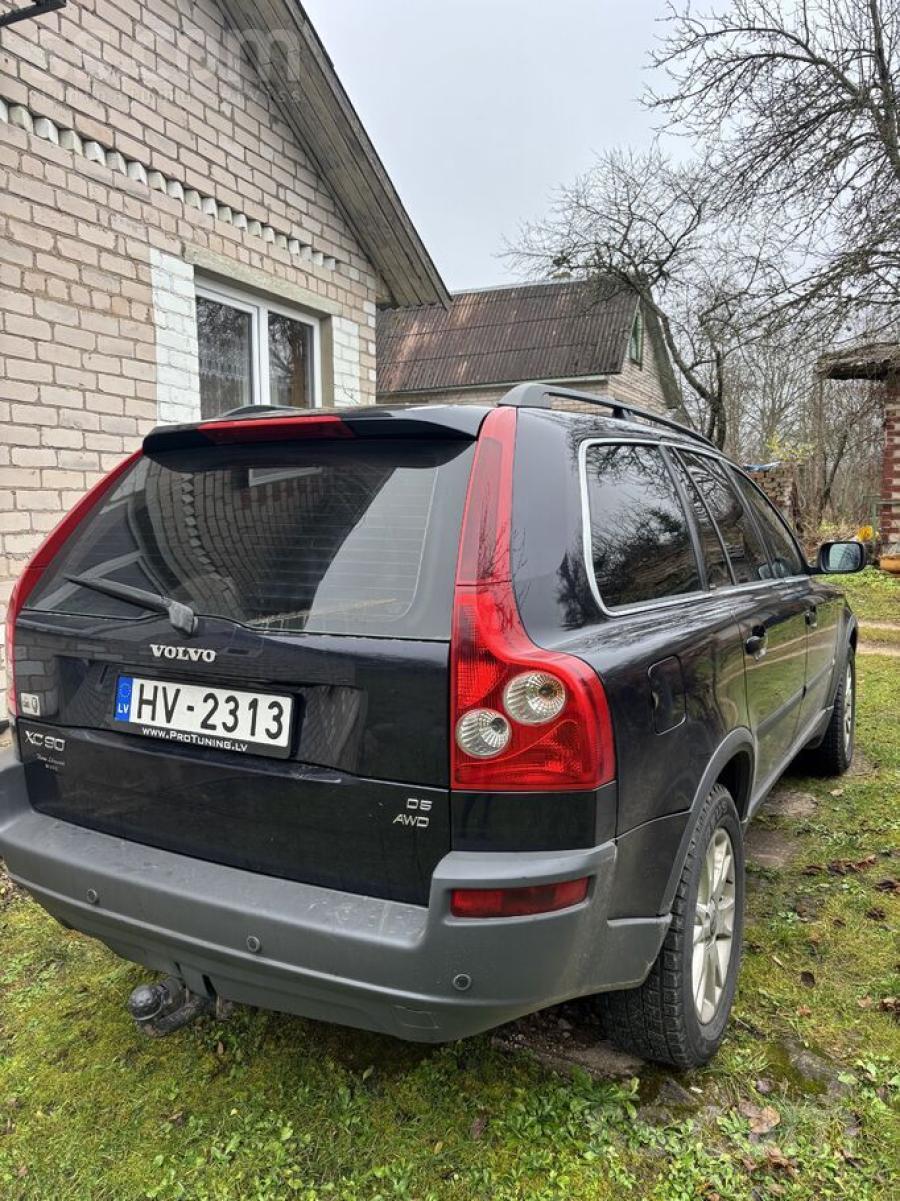 Zils Volvo XC90 2005 Daugavpils, ar dzinēja tilpumu 2.40 L un nobraukumu 0 tūkst. km par 3500 €, foto 4 vietnē AUTOMOTO.COM.LV