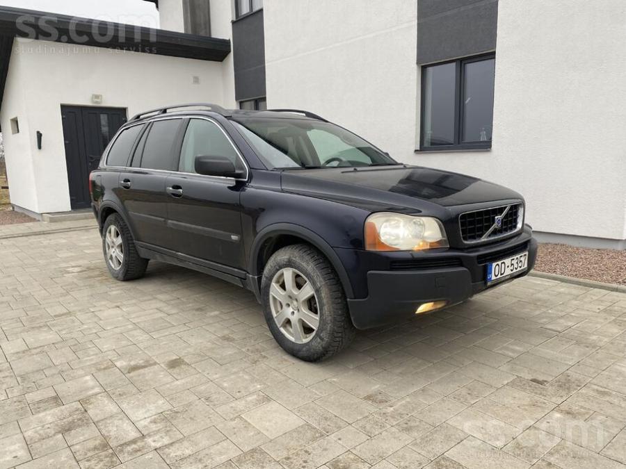 Zils Volvo XC90 2005 Talsi, ar dzinēja tilpumu 2.40 L un nobraukumu 400 tūkst. km par 3000 €, foto 1 vietnē AUTOMOTO.COM.LV