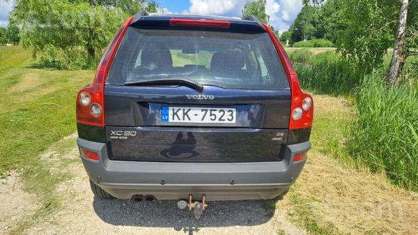 Blue Volvo XC90 2005 in Aizkraukle, with an engine capacity of 2.40 L and mileage of 313 thousand km for 2500 €, photo 6 on AUTOMOTO.COM.LV