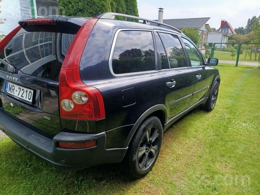 Blue Volvo XC90 2005 in Riga, with an engine capacity of 2.40 L and mileage of 363 thousand km for 3100 €, photo 5 on AUTOMOTO.COM.LV