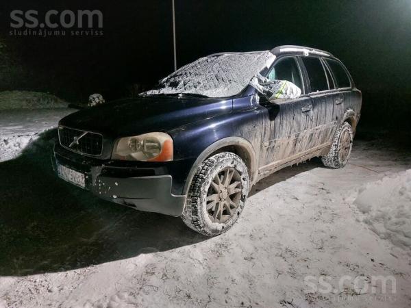 Синий Вольво ХС90 2005 в Айзкраукле, объемом двигателя 2.40 л и пробегом 0 тыс. км за 3700 €, фото 10 на AUTOMOTO.COM.LV