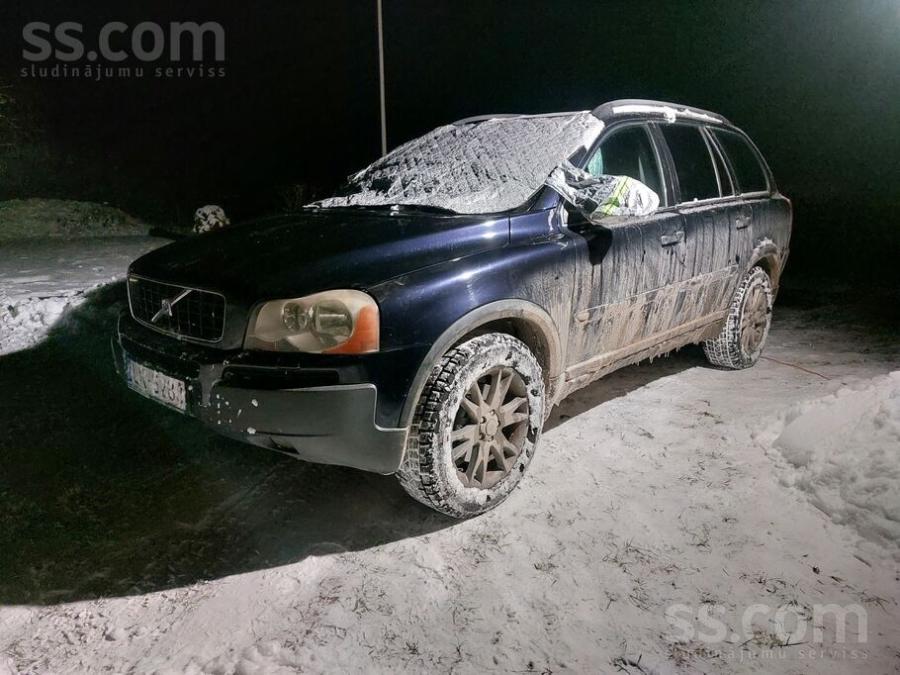 Синий Вольво ХС90 2005 в Айзкраукле, объемом двигателя 2.40 л и пробегом 0 тыс. км за 3700 €, фото 11 на AUTOMOTO.COM.LV