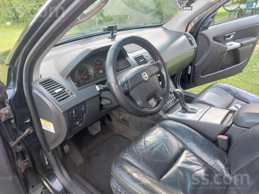 Синий Вольво ХС90 2005 в Айзкраукле, объемом двигателя 2.40 л и пробегом 0 тыс. км за 3700 €, фото 17 на AUTOMOTO.COM.LV
