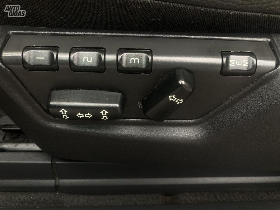 Zils Volvo XC90 2005 Marijampole, ar dzinēja tilpumu 2.40 L un nobraukumu 345 tūkst. km par 3999 €, foto 28 vietnē AUTOMOTO.COM.LV