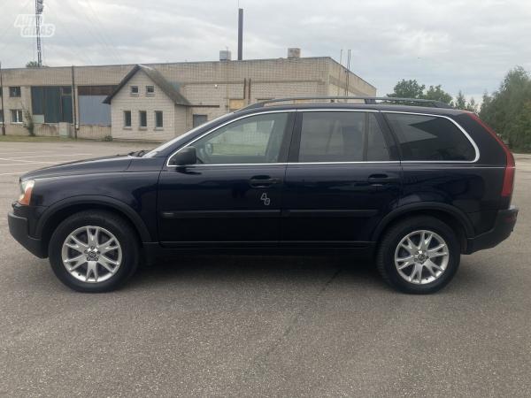 Blue Volvo XC90 2005 in Marijampole, with an engine capacity of 2.40 L and mileage of 345 thousand km for 3999 €, photo 5 on AUTOMOTO.COM.LV