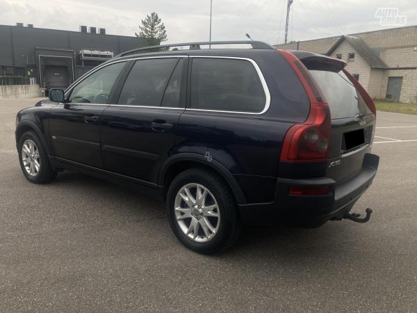 Blue Volvo XC90 2005 in Marijampole, with an engine capacity of 2.40 L and mileage of 345 thousand km for 3999 €, photo 6 on AUTOMOTO.COM.LV